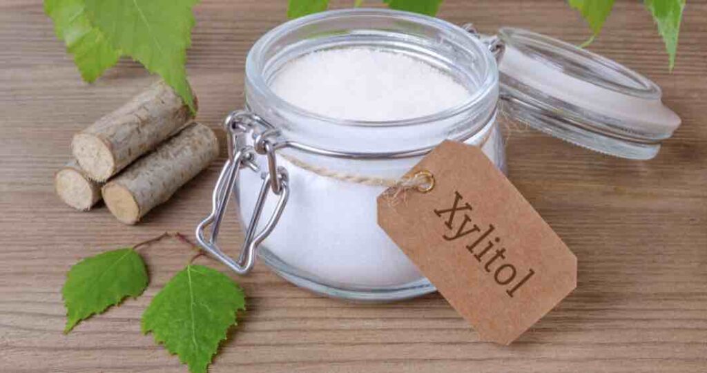 Neusholte spoelen met oplossing zout-xylitol - StopAllergie.nl